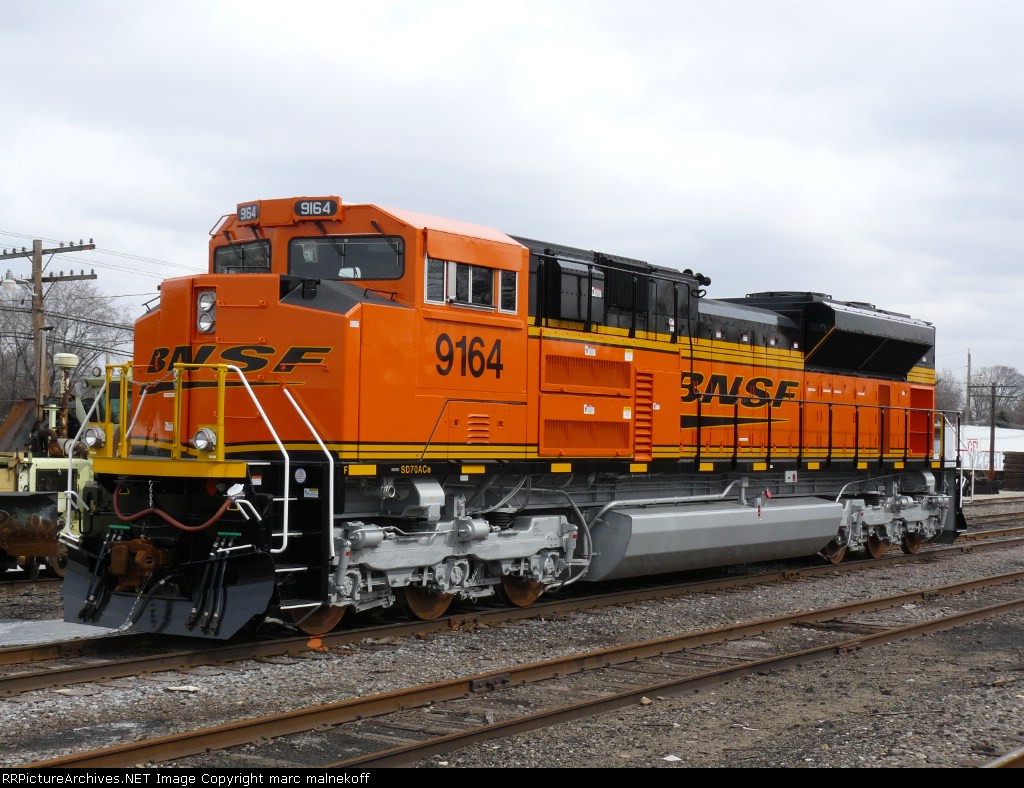 BNSF 9164